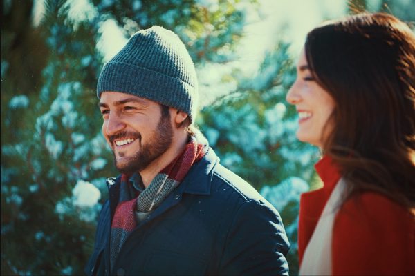 HOLR Chats with Canadian Actor Tyler Hynes