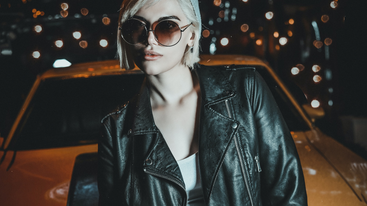 Top Trendy And Fashionable Items That You Need To Have This Year