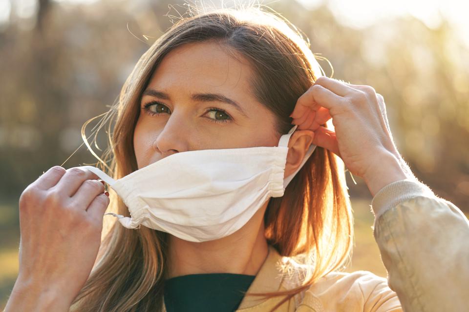 CDC Issues New Outdoor Mask Guidance