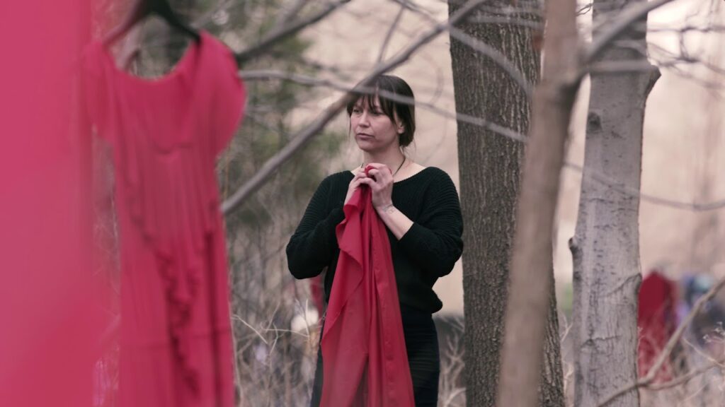 Red Dresses Symbolization for Missing Indigenous Women