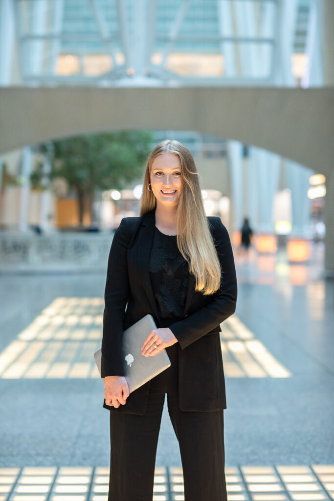 HOLR Chats with Business, Life, and Clarity Coach Chelsea Montgomery