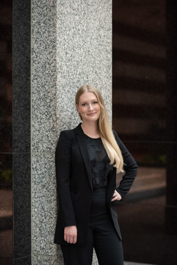 HOLR Chats with Business, Life, and Clarity Coach Chelsea Montgomery