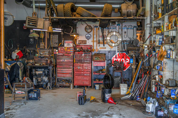 Create A Man Cave In Your Garage With These Easy Steps