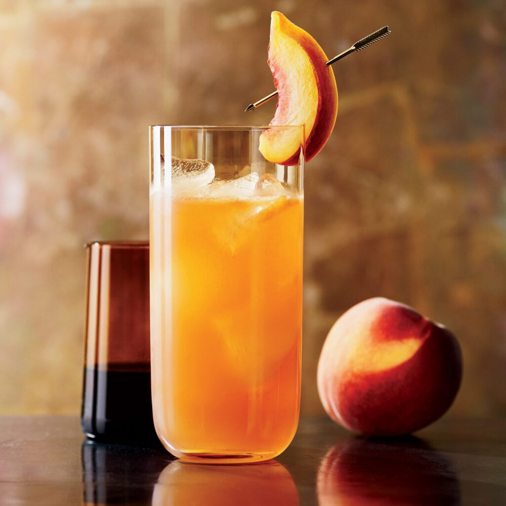 Summer Cocktails To Try Before Summer Ends