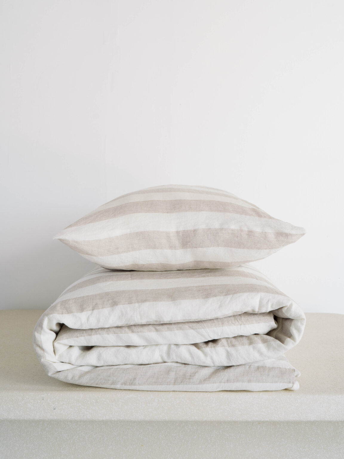 HOLR Chats: Natalia and Daria, Founders of Dreams Jumpers