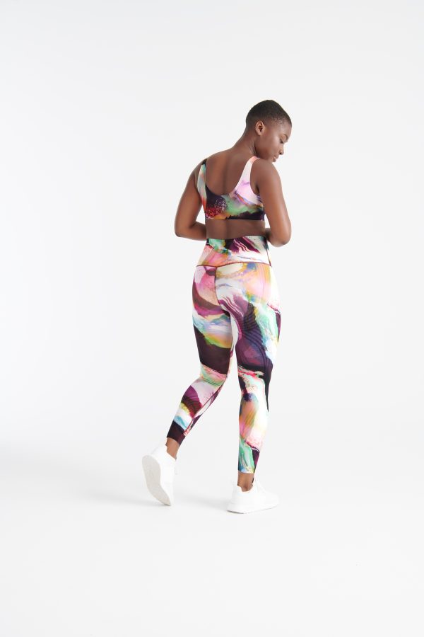 Reach Your New Year’s Goals in Style with NEW Activewear from Knix