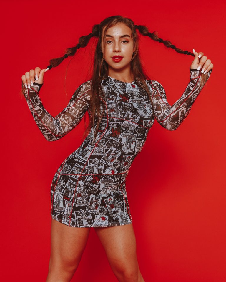 HOLR Chats: Enola Bedard, TikTok Star and Professional Dancer