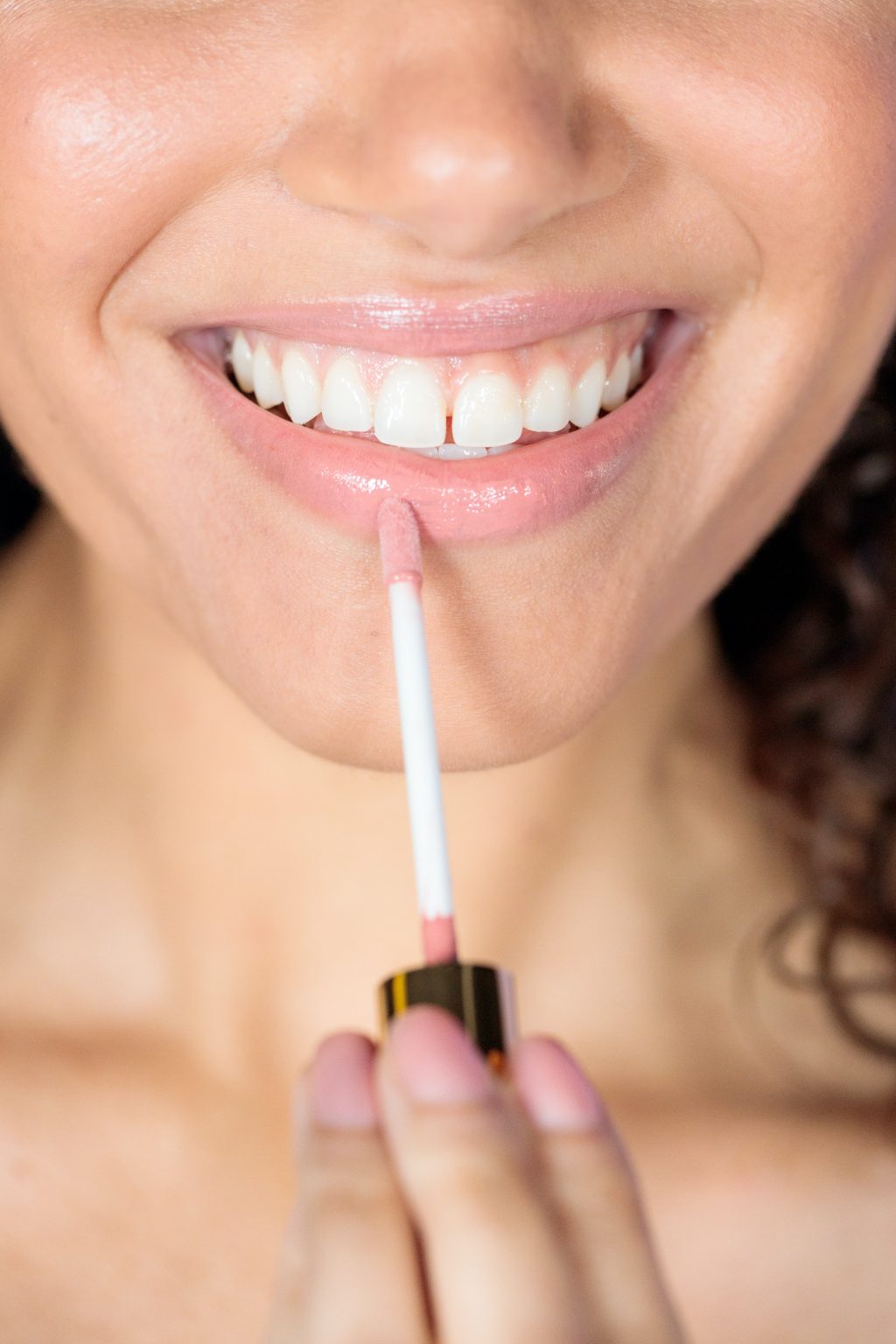 Makeup Hacks From The 2000s We’re Still Using Today