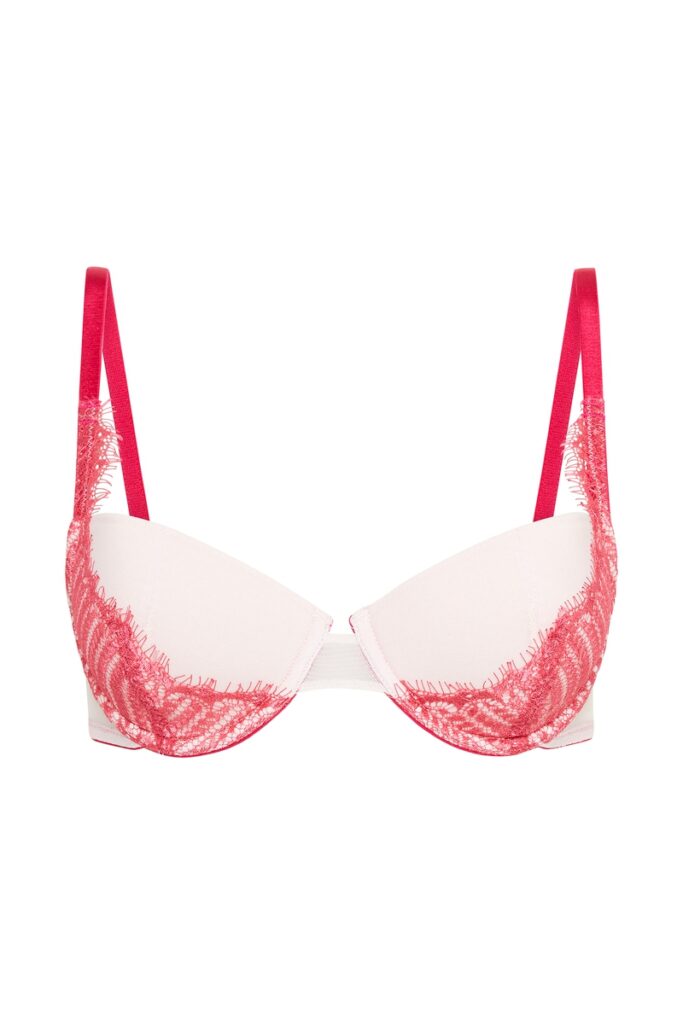 Sevigne Exclusive Partnership with Simons