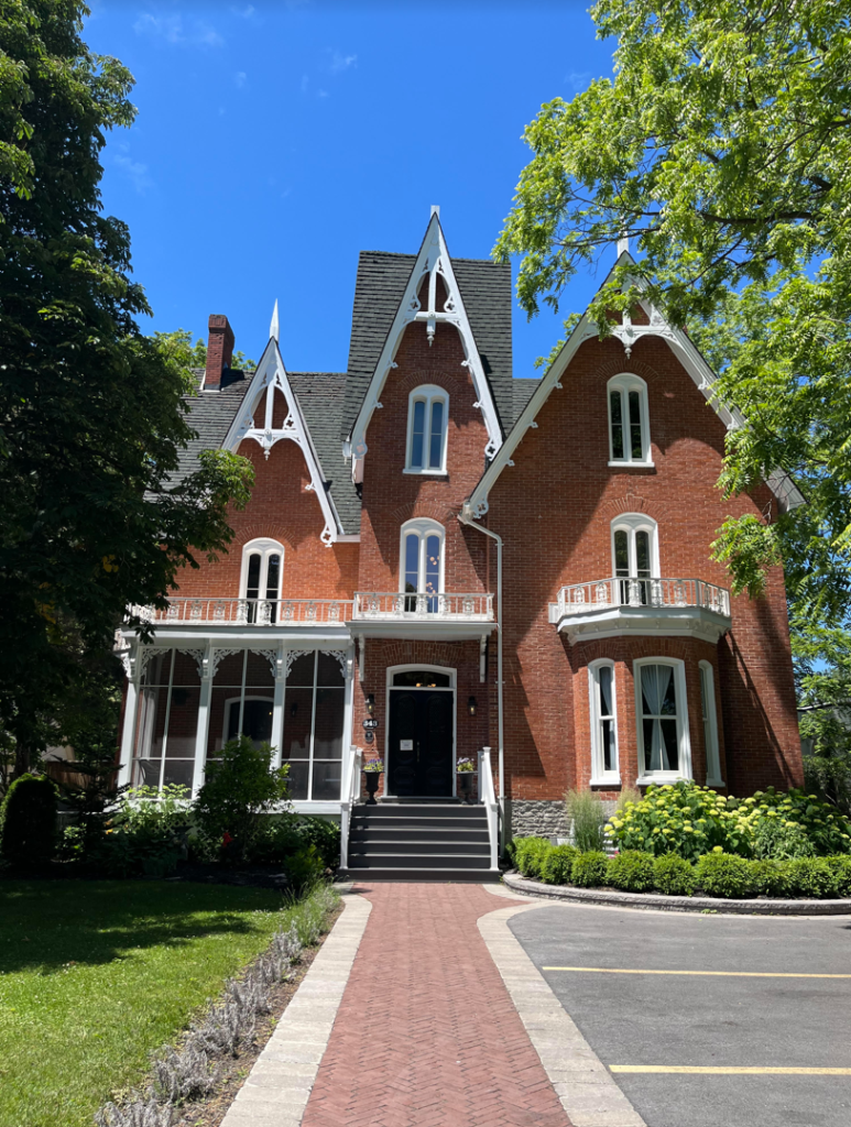 Merrill House Is A Picturesque Staycation Spot in Prince Edward County