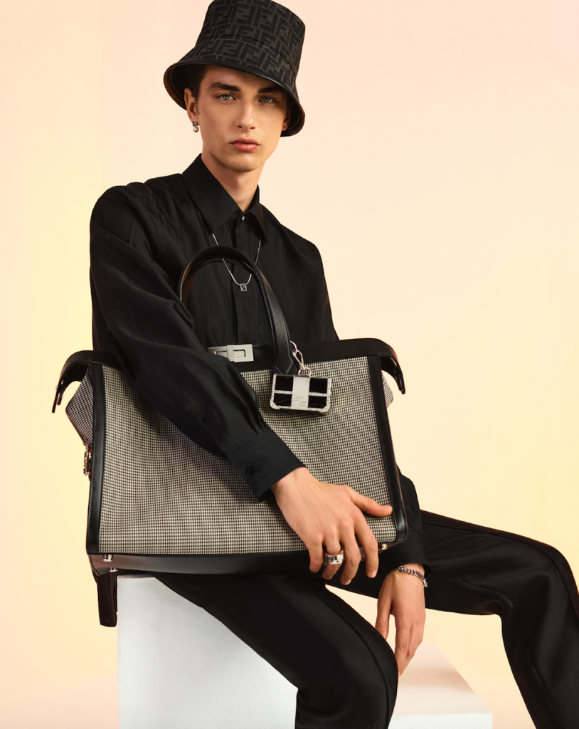 Photo Gallery: FENDI Debuts Autumn/Winter 2022 Collection Campaigns