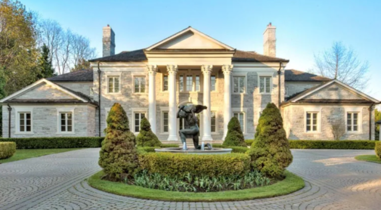 Mean Girls Nostalgia: The Best Movie Spots to Visit in Toronto