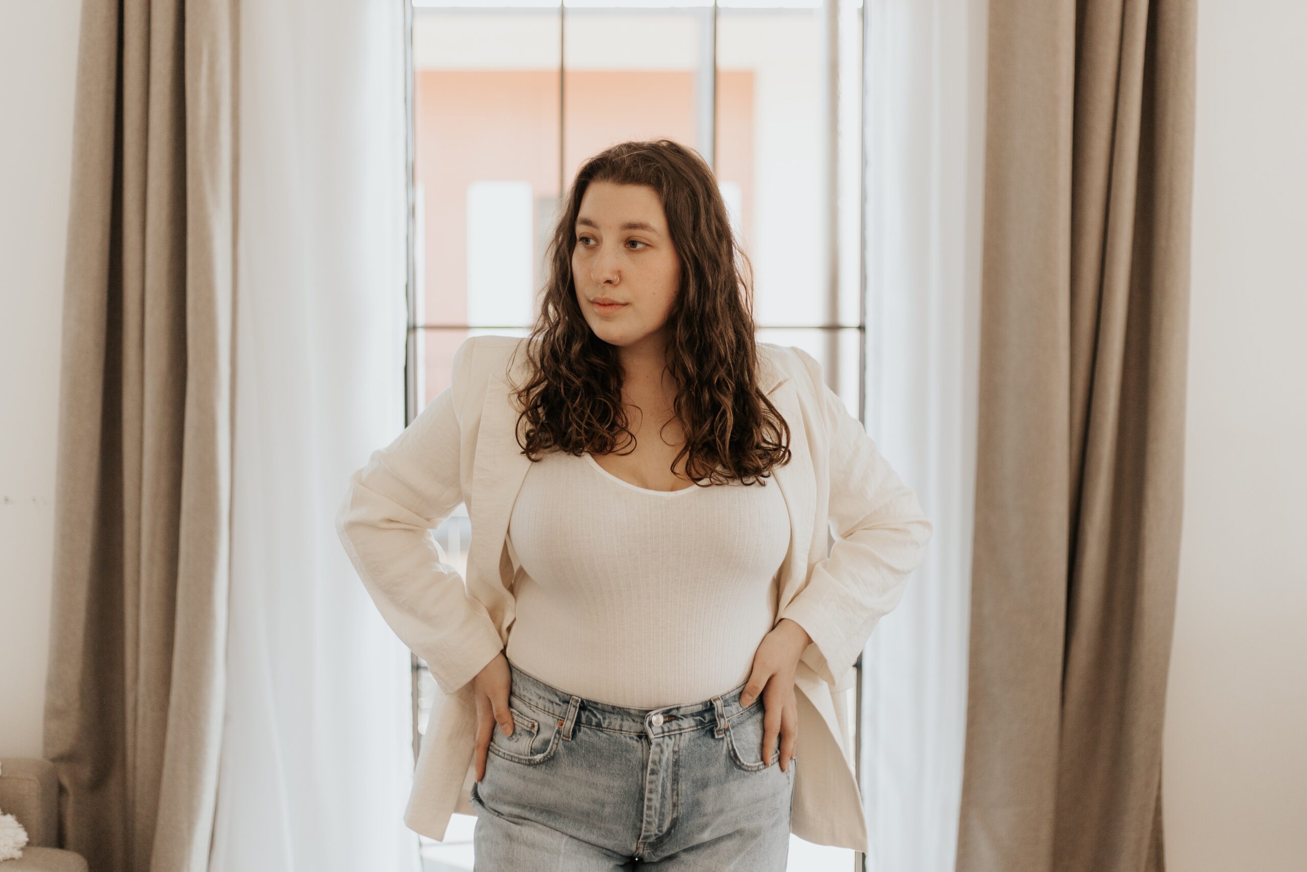 How To Feel Like A Model If You Are A Plus Size?