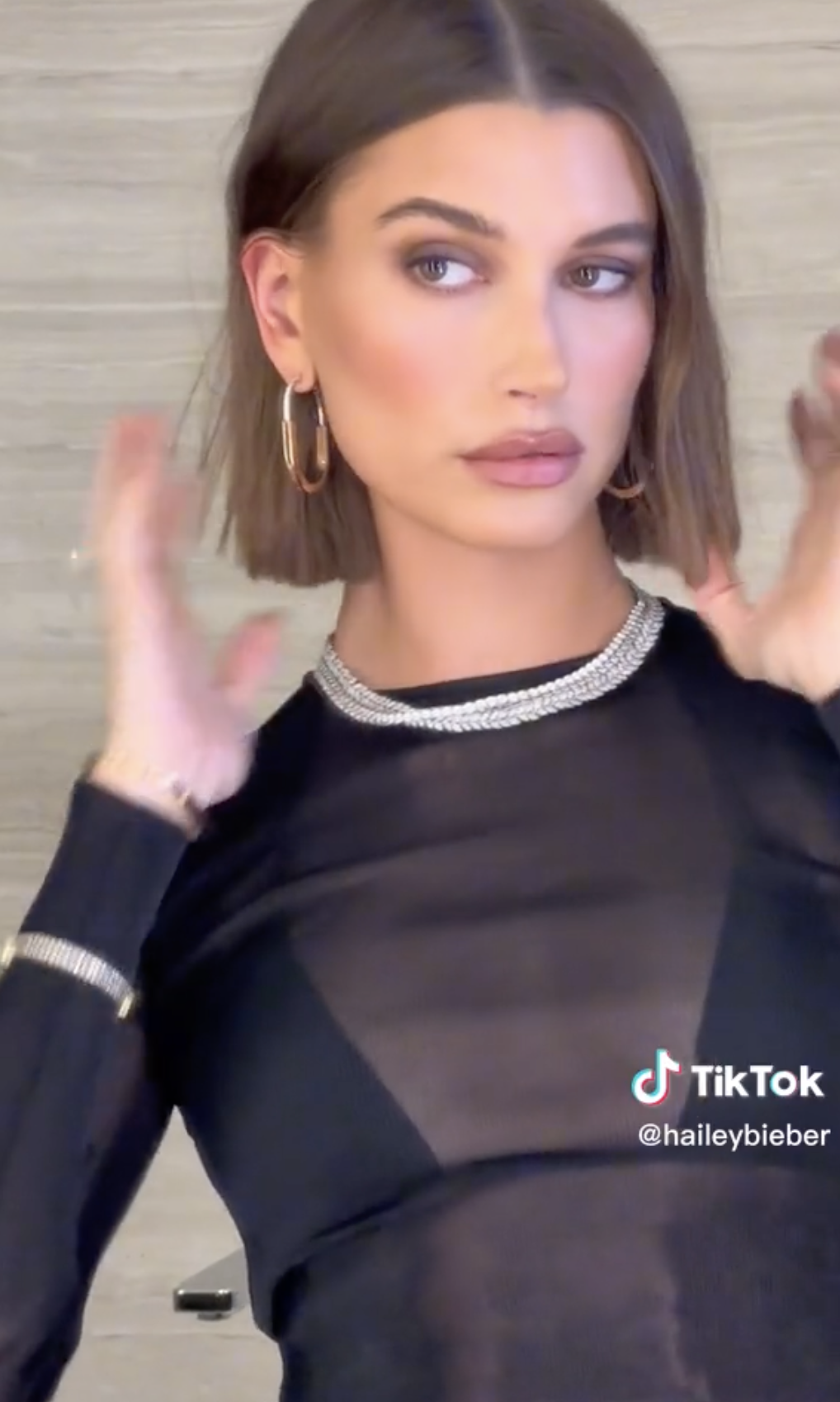 Kourtney Kardashian Instagram Short Hair New Look