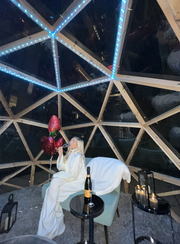 Relax Under The Stars In A Cozy Outdoor Dome At The Bisha Hotel