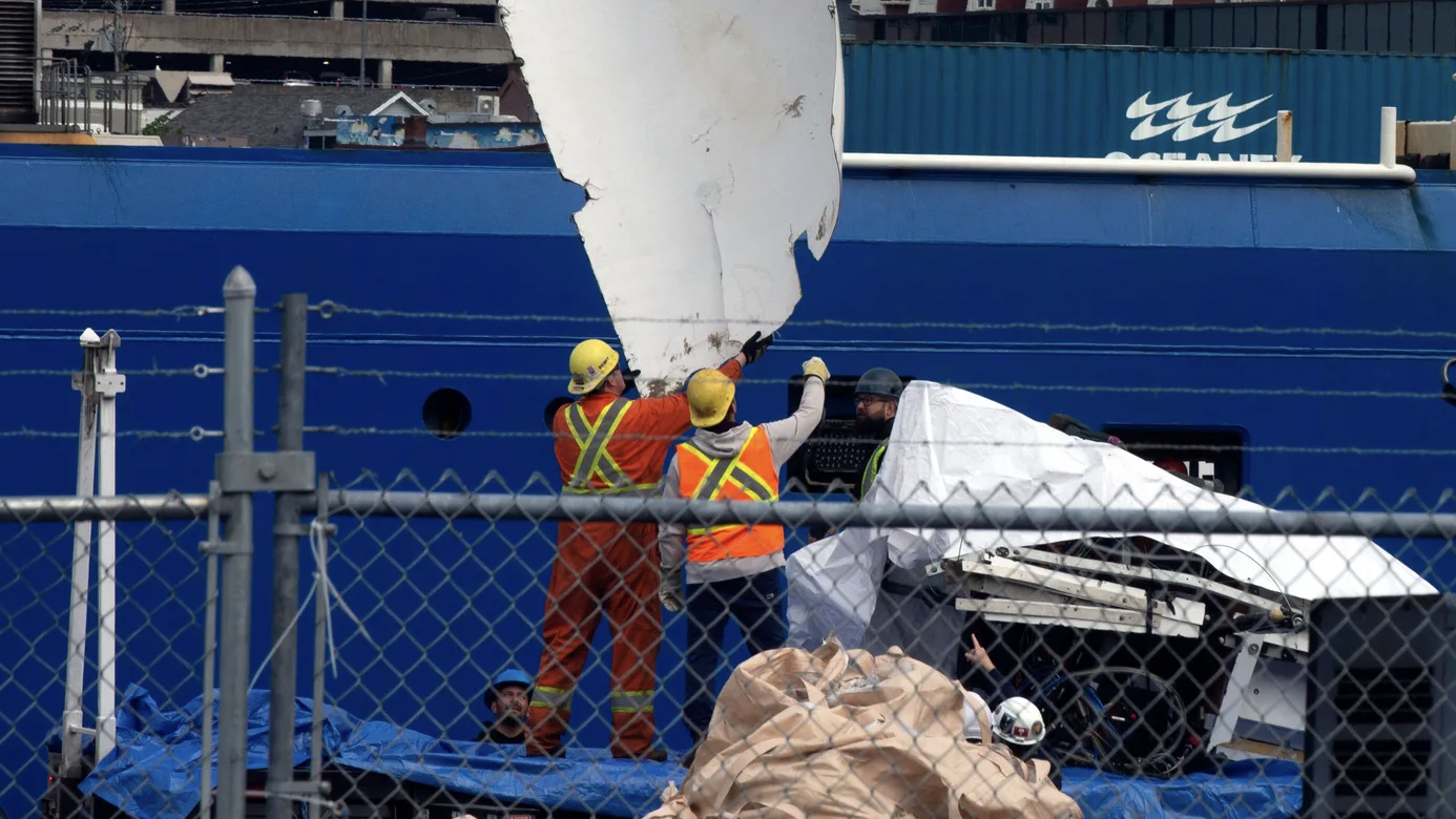 Video of Titanic Wreckage