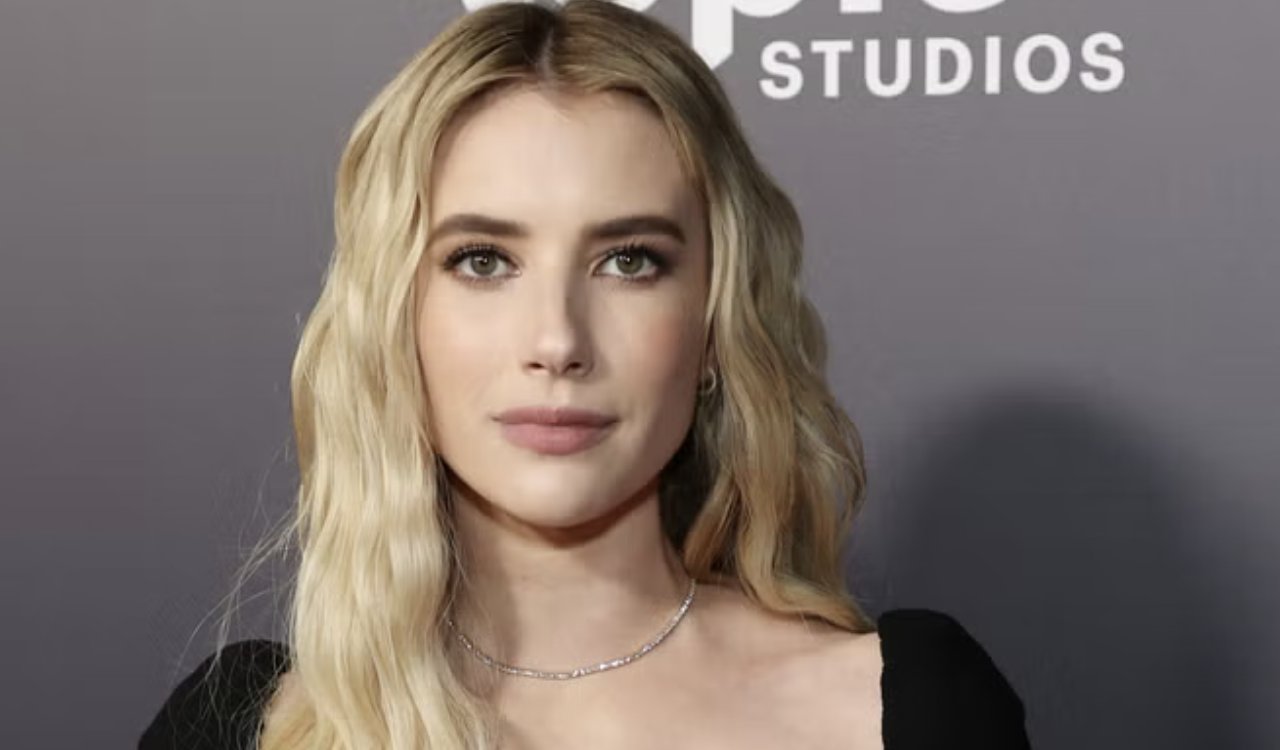 Emma Roberts Rude Bookstore Encounter