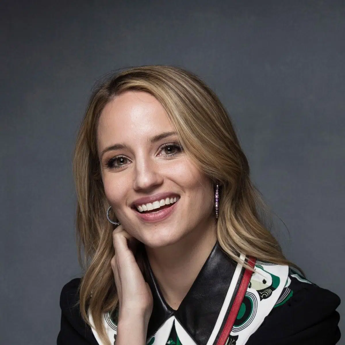 Dianna Agron Disrespected by Photographers-Response