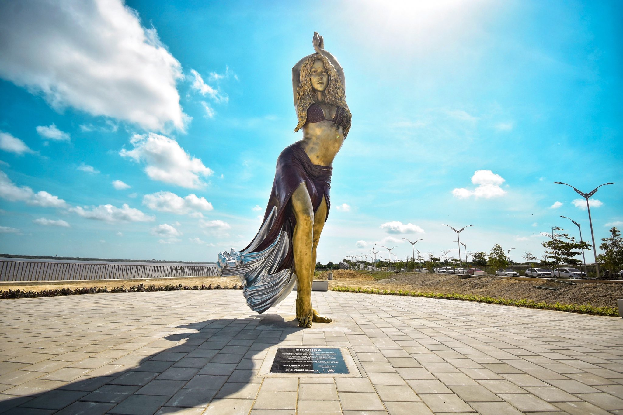 Shakira Gets Honored With A 21-Foot Tall Statue