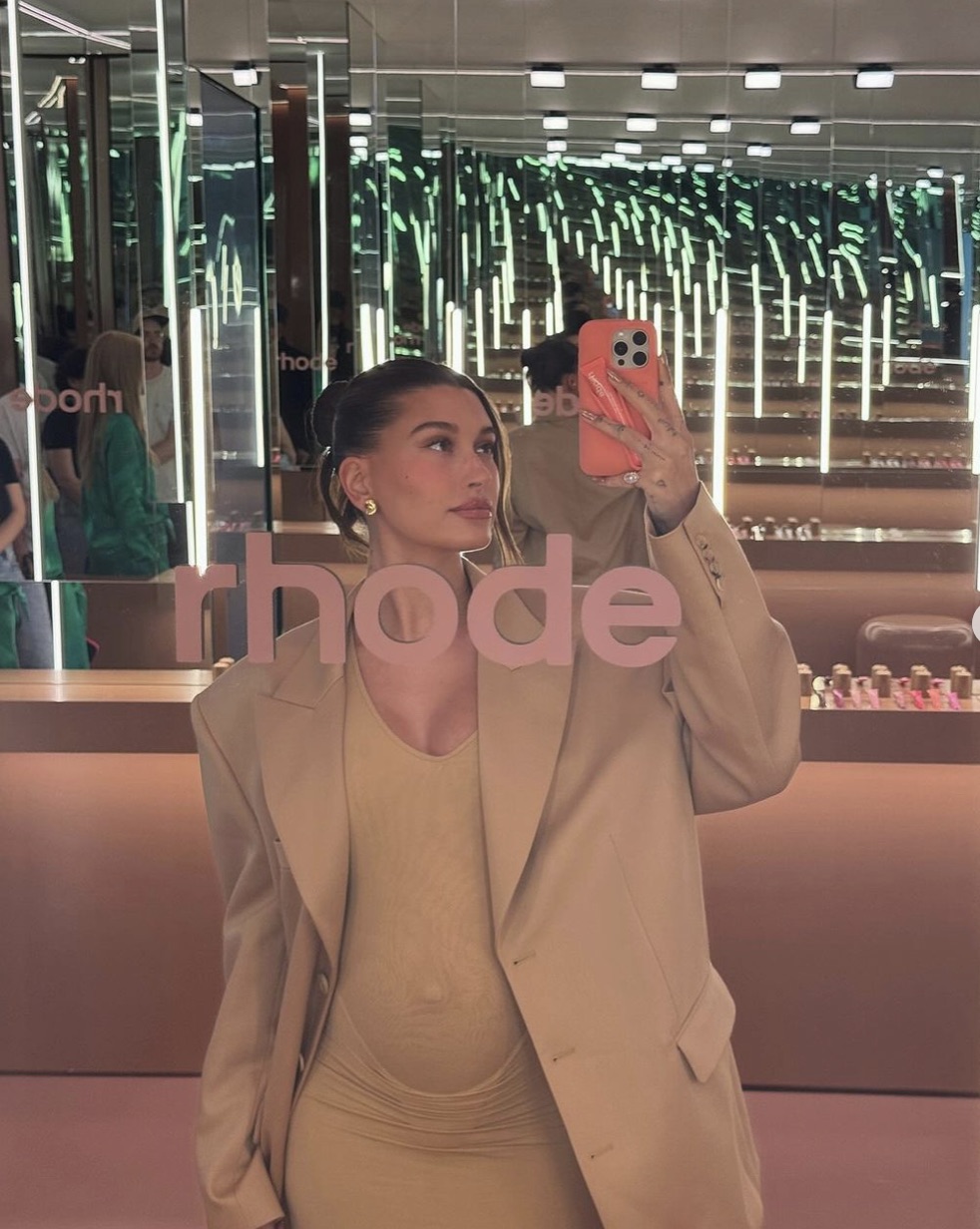 Hailey Bieber Rhode Blush and NYC Soho Pop-Up Shop