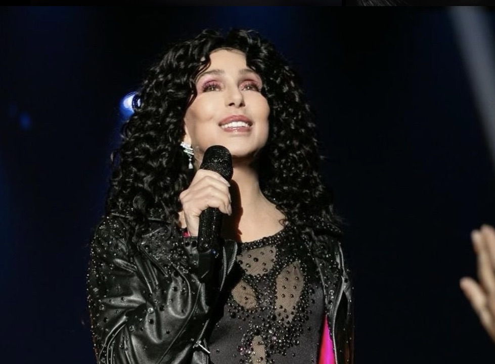 Cher Official Headliner for Victoria's Secret Runway Show