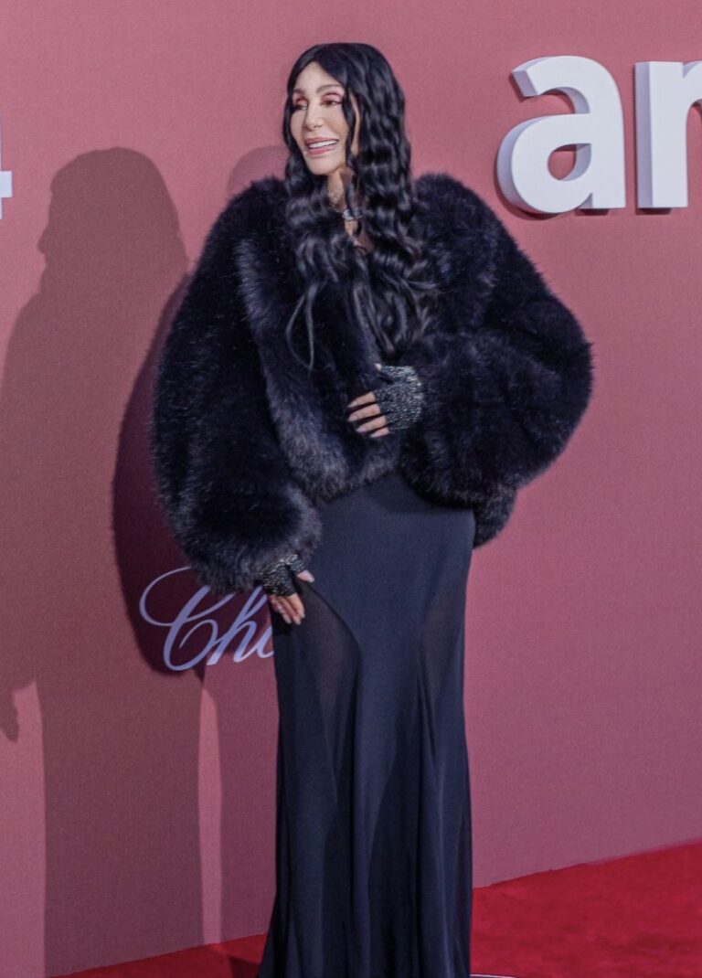 Cher Official Headliner for Victoria's Secret Runway Show