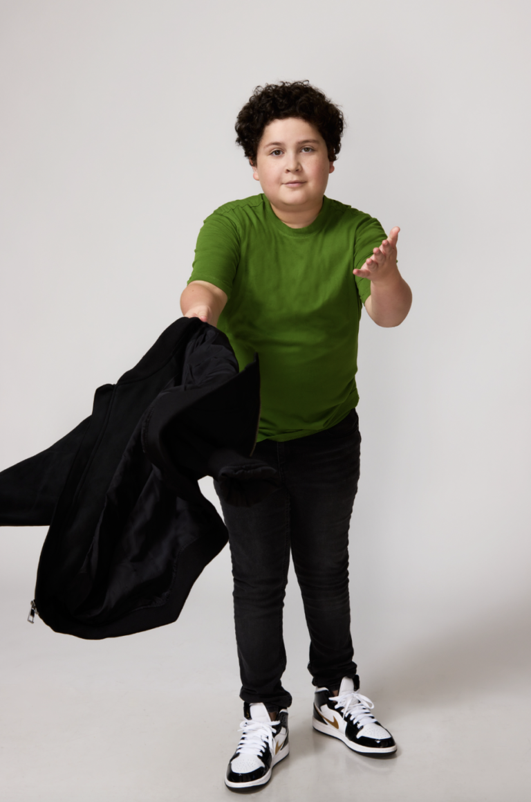 HOLR Chats: Rising Star Aaron Harris Shines in CBS's 'Matlock' Reboot