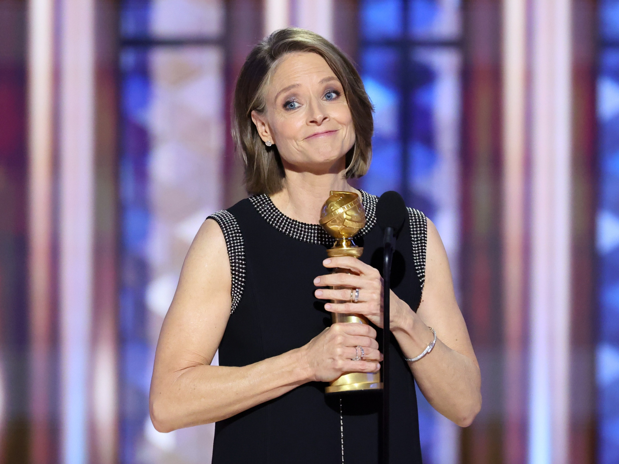 Jodie Foster Wins Golden Globe for True Detective: Night Country