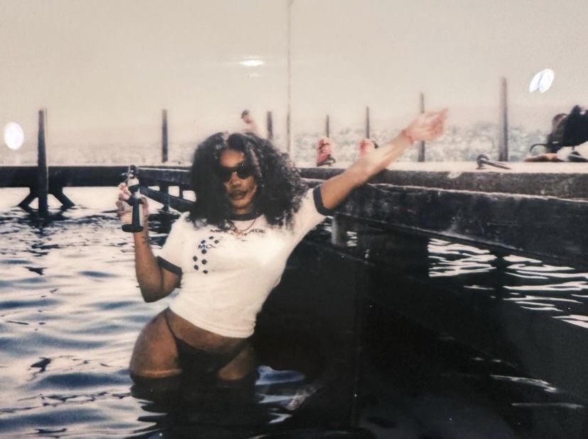 SZA New Edition of SOS at Number One on R&B Charts